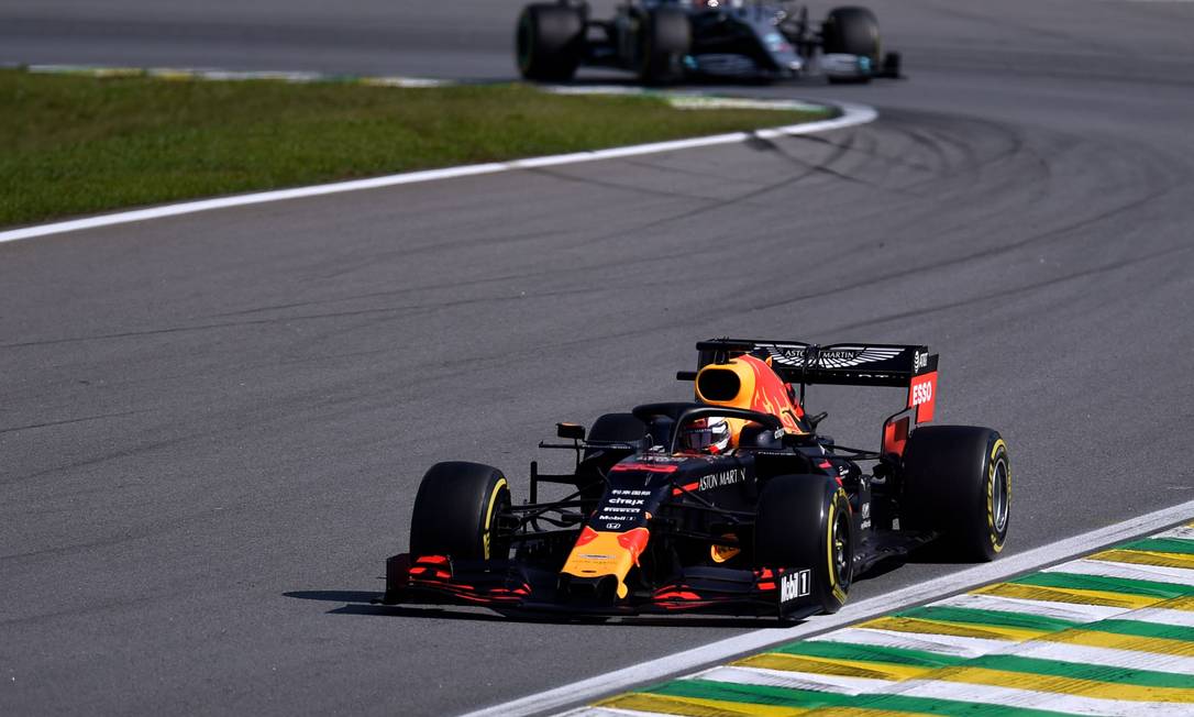 Em corrida maluca, Verstappen confirma favoritismo e vence GP do Brasil - Jornal O Globo