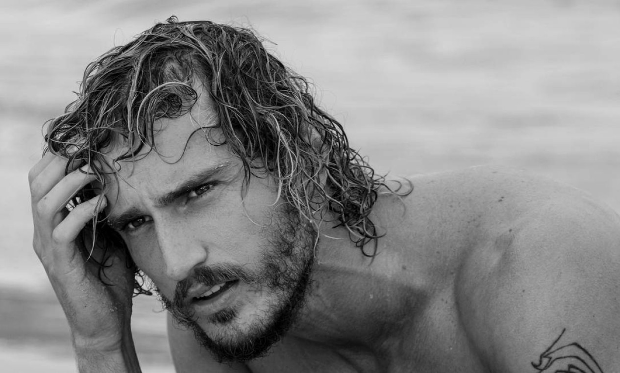 Confira um ensaio exclusivo com o ex-BBB Alan Possamai - Jornal O Globo