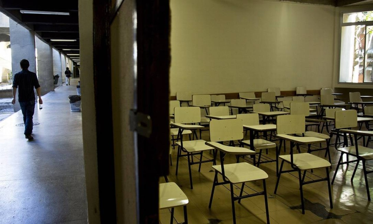 Como será o futuro da educação brasileira, em 2060, com dez milhões de ...