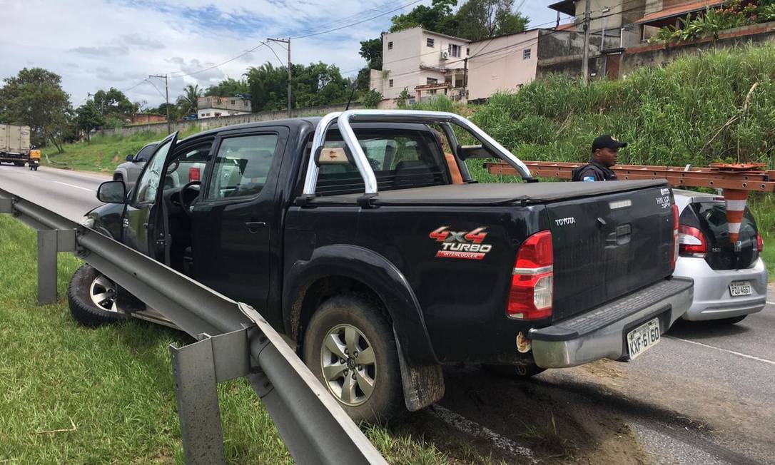 Homem é baleado em tentativa de assalto na rodovia Niterói-Manilha - Jornal O Globo