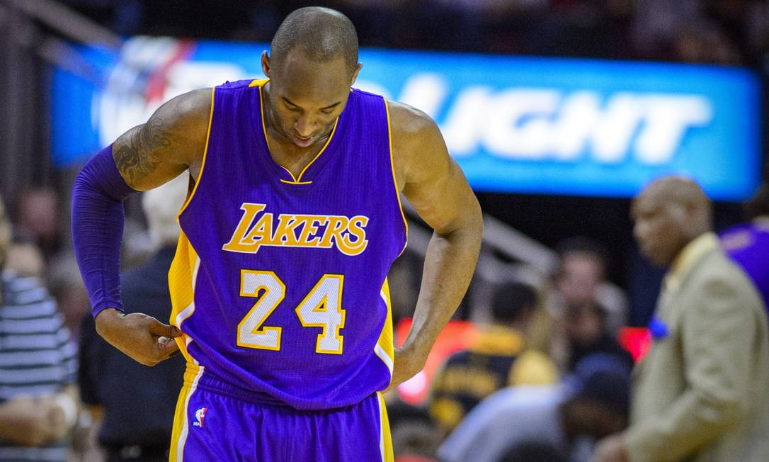 'Post' reintegra repórter depois de polêmica com tuíte sobre Kobe ...