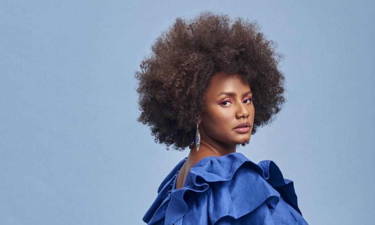 Jéssica Ellen posa para seu primeiro ensaio de capa de revista - Jornal ...