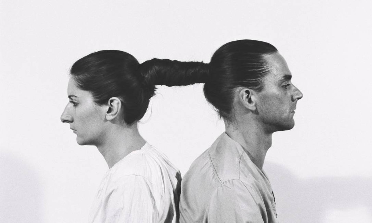 Morre Ulay, ex-companheiro de Marina Abramovic e parceiro em famosos ...