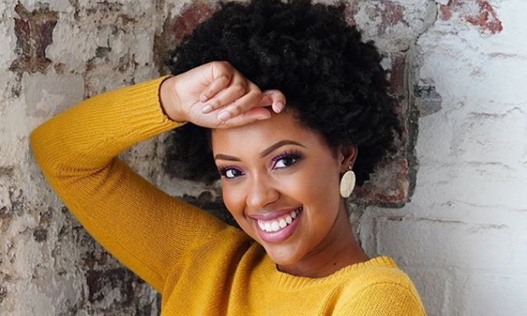 Cinco influenciadoras com inspirações para cabelos crespos para seguir ...