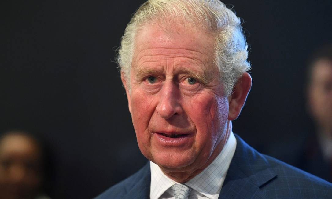 Príncipe Charles, de 71 anos, testa positivo para o novo coronavírus ...