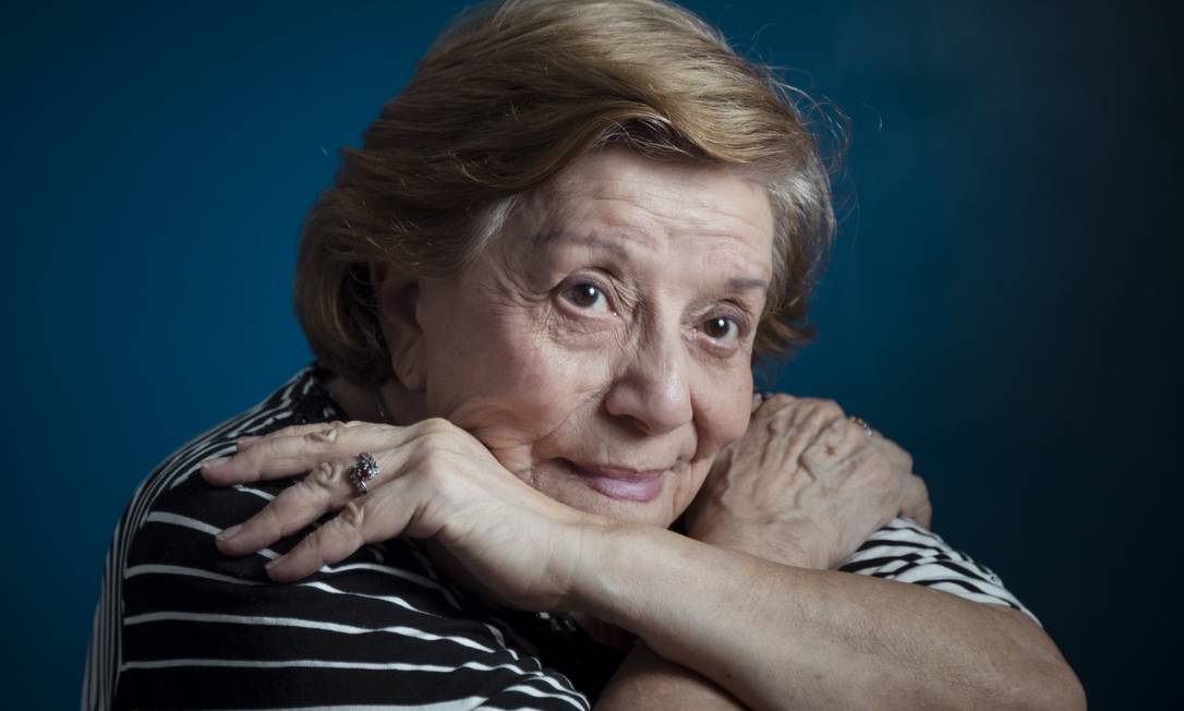 Dubladora de Marge Simpson e Whoopi Goldberg, Selma Lopes continua com ...