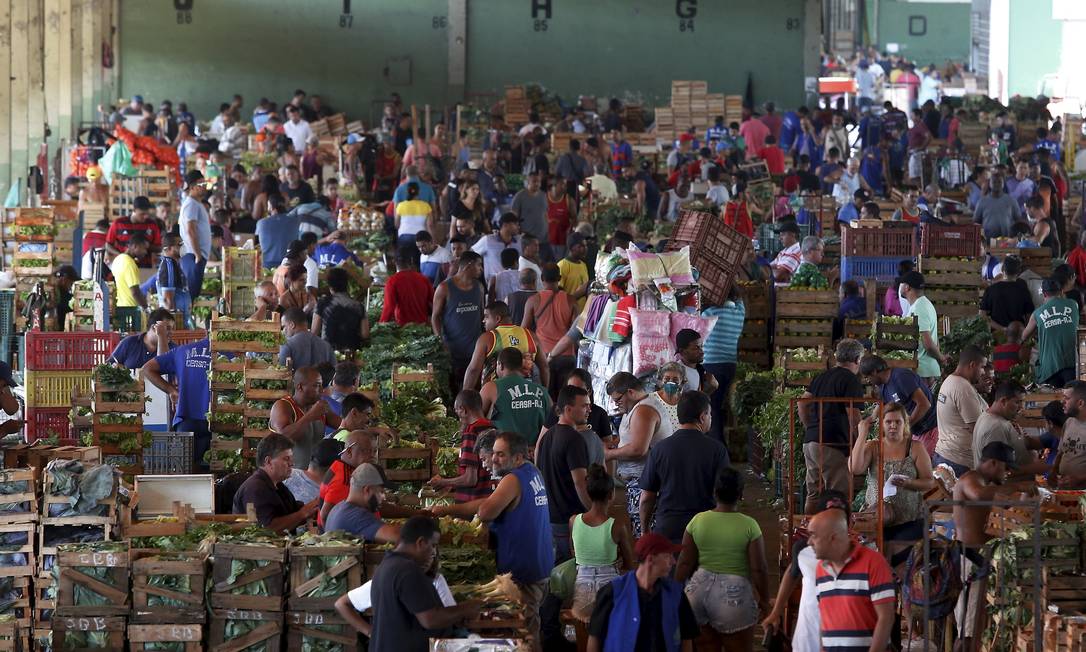 Coronavírus: Ceasa garante o abastecimento da cidade e doa alimentos a ...