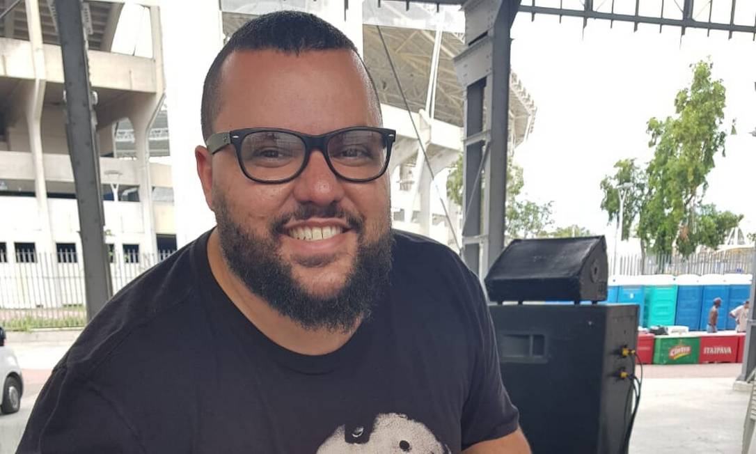 Samba da Feira cria rede de apoio para ajudar pequenos comerciantes da ...