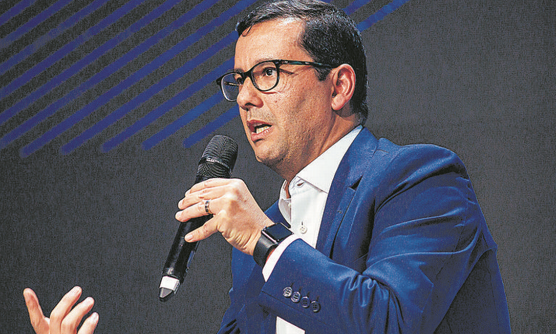 ‘Nunca tivemos essa parada abrupta e sincronizada, nem nas grandes ...