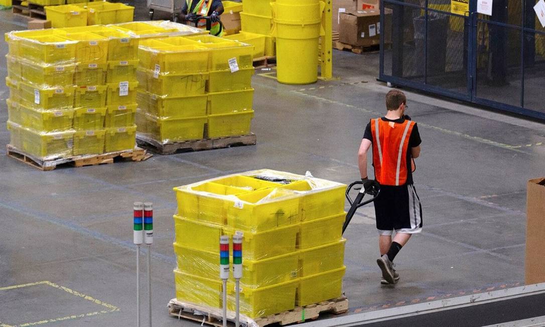 Amazon quer testar seus funcionários em todo mundo para Covid-19 ...
