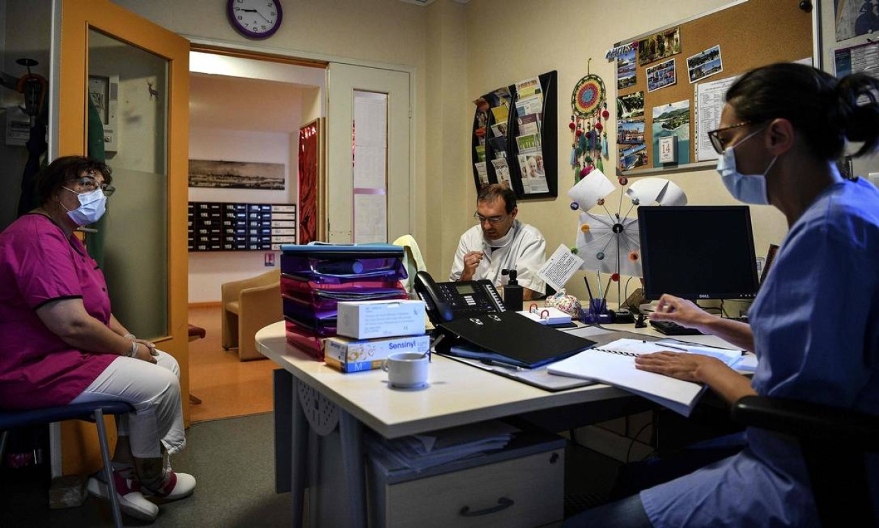 Conheça o Isabelle Romée, na França, asilo onde mais de 50 idosos vivem ...