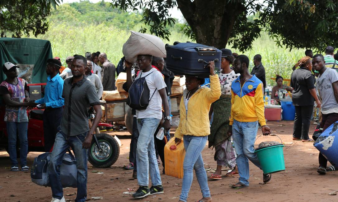 Mais de um milhão de pessoas deixaram suas casas no Congo em 6 meses ...