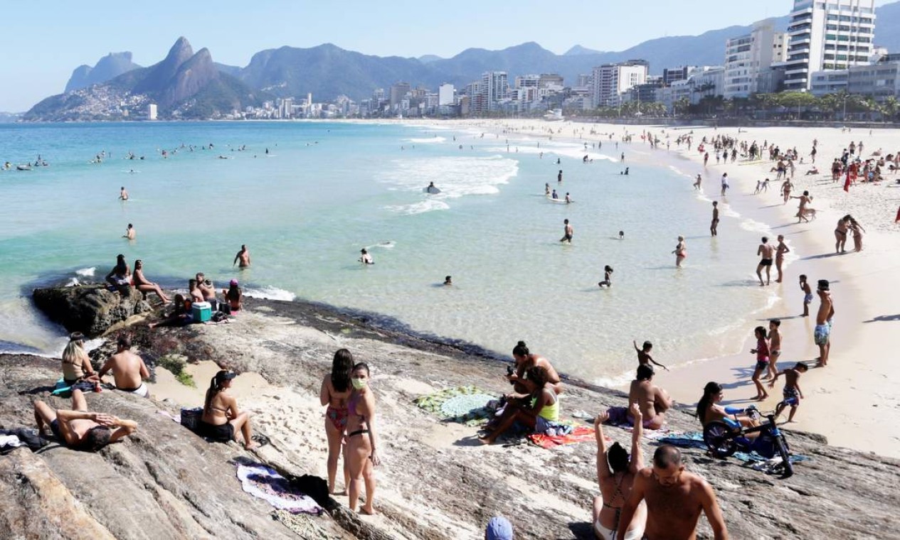 Rio tem domingo de sol com praias e bares movimentados - Jornal O Globo