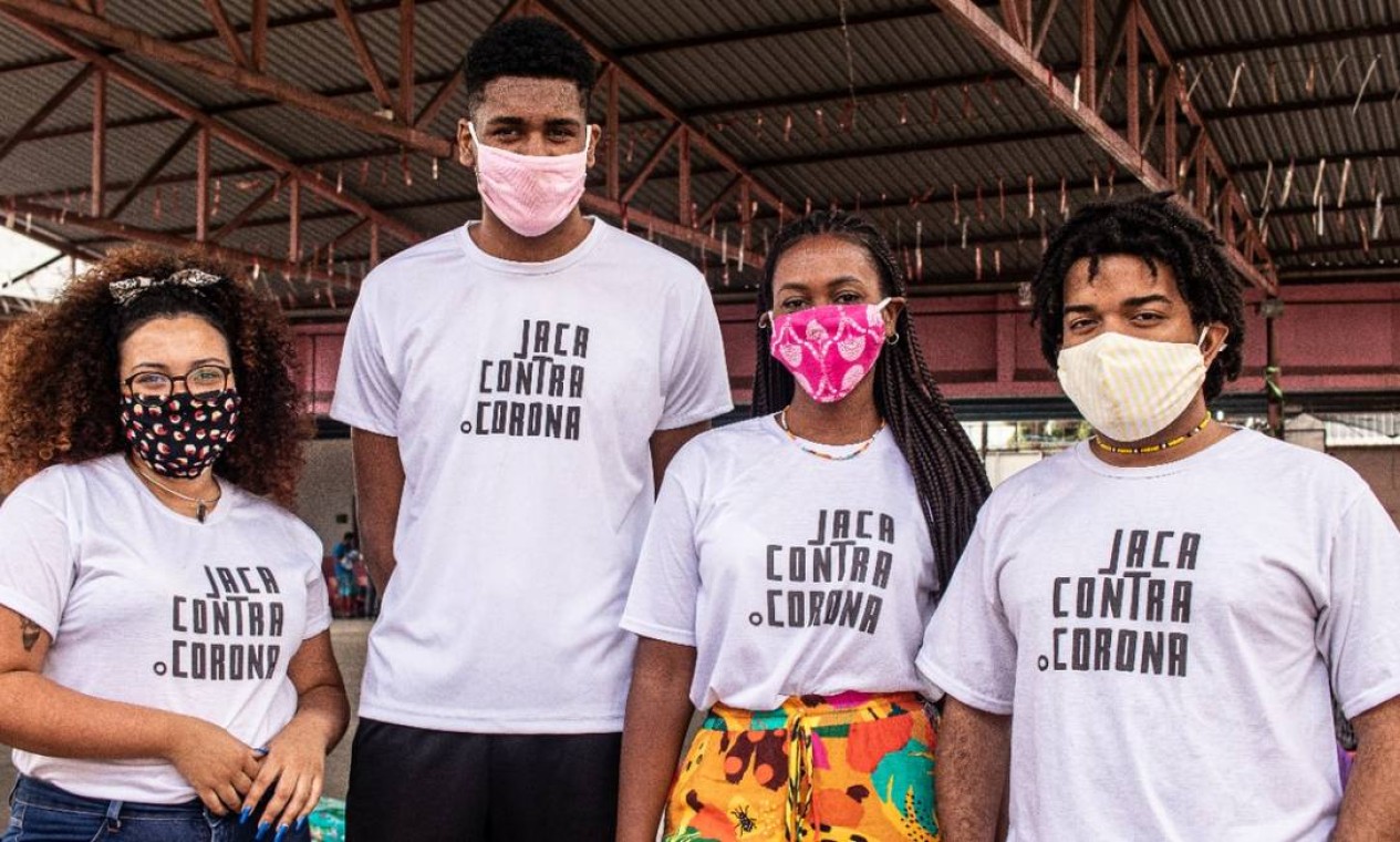 Projeto social arrecada doações para moradores da comunidade do ...