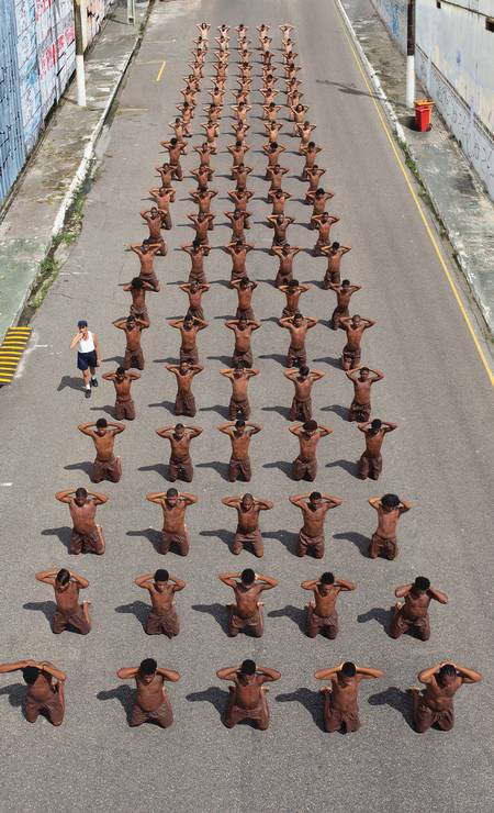 Artista visual e perita criminal, Berna Reale conta como violência ...