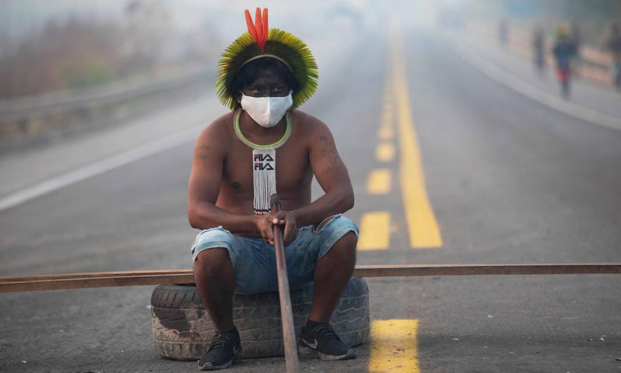 Kayapós do sul do Pará mantêm bloqueio na BR-163 - Jornal O Globo