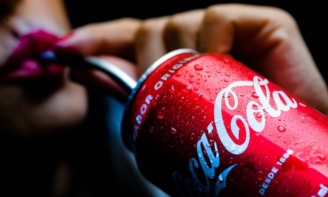 Coca-Cola cortará 4 mil empregos devido à crise do coronavírus - Jornal ...