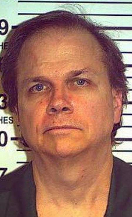 As 'desculpas' de Mark Chapman pelo assassinato de John Lennon há 40 ...