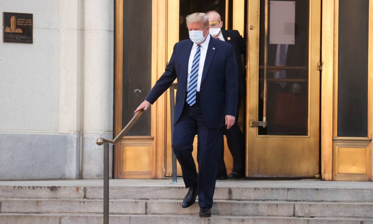 Depois de 'surpresa de outubro', campanha de Trump tenta achar novo ...