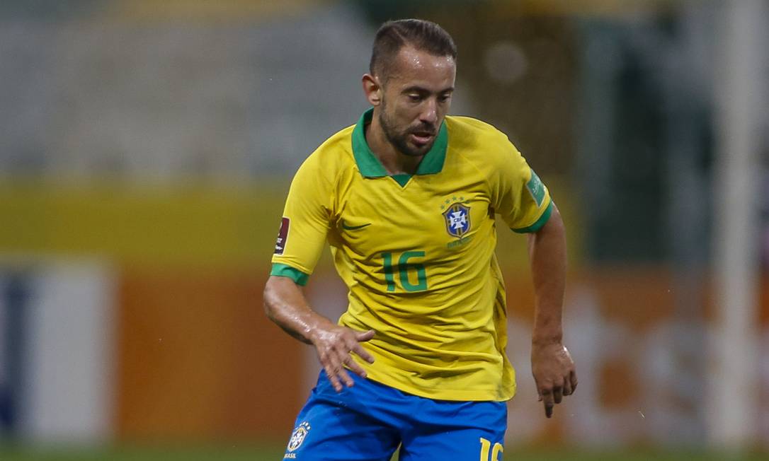 O que a eficiência de Everton Ribeiro diz sobre o futebol jogado no ...