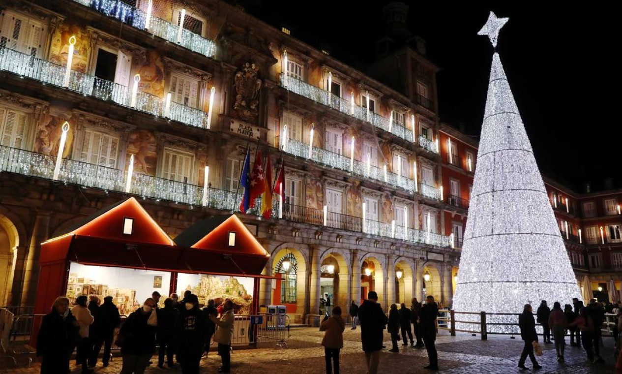 Espanha autoriza reunião de até 10 pessoas nas festas de fim de ano ...