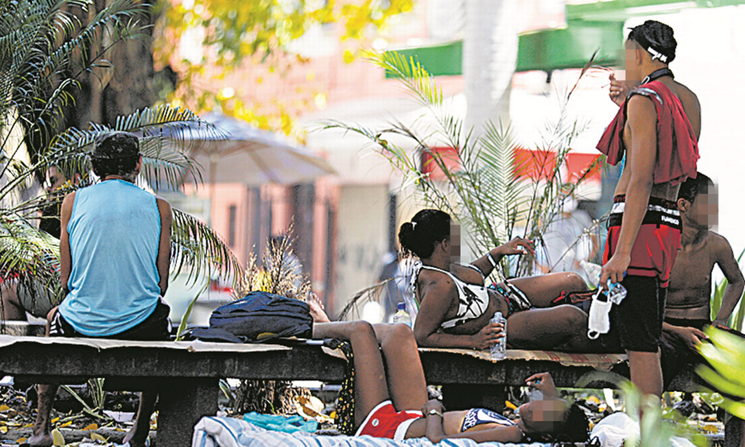 Chafariz da Praça do Largo do Machado será religado este mês, garante ...