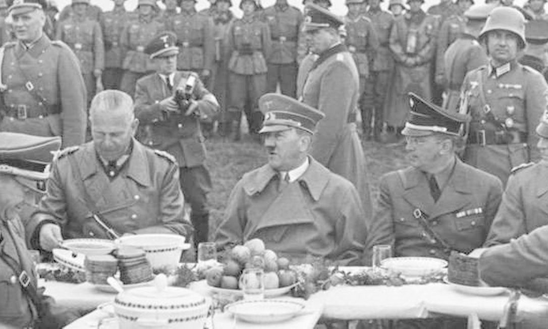 As provadoras de comida de Hitler - Época