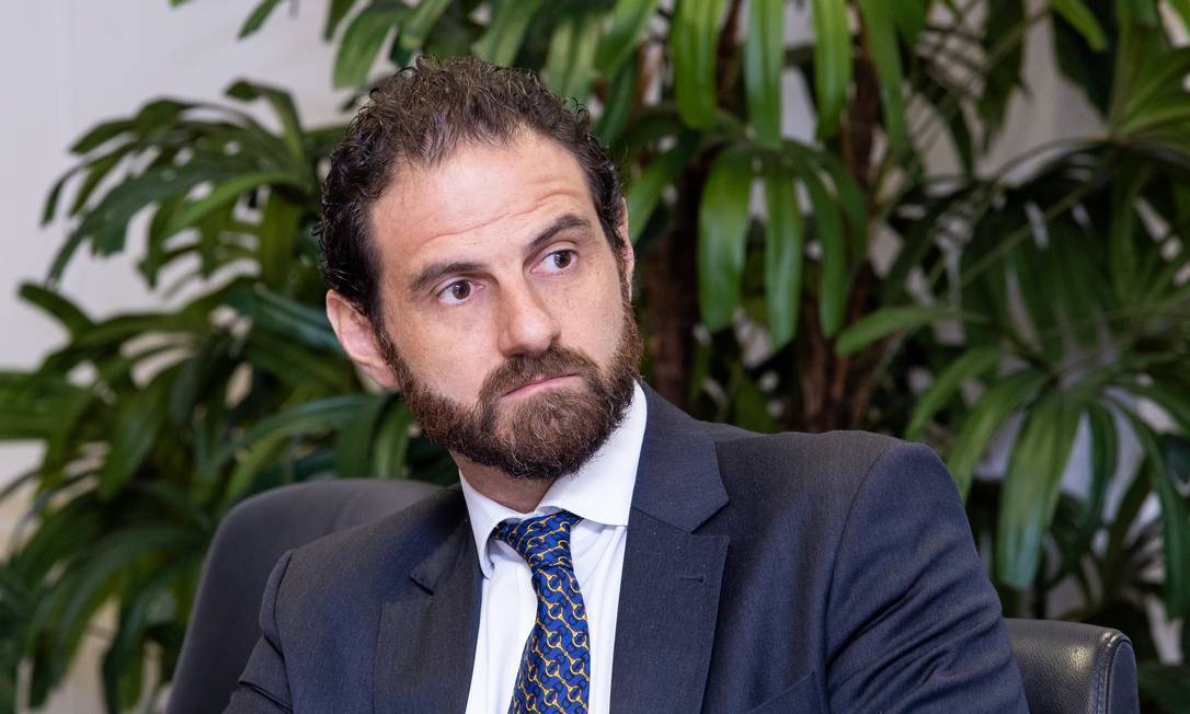 Ex-secretário de Guedes, economista-chefe da XP não assina carta de ...