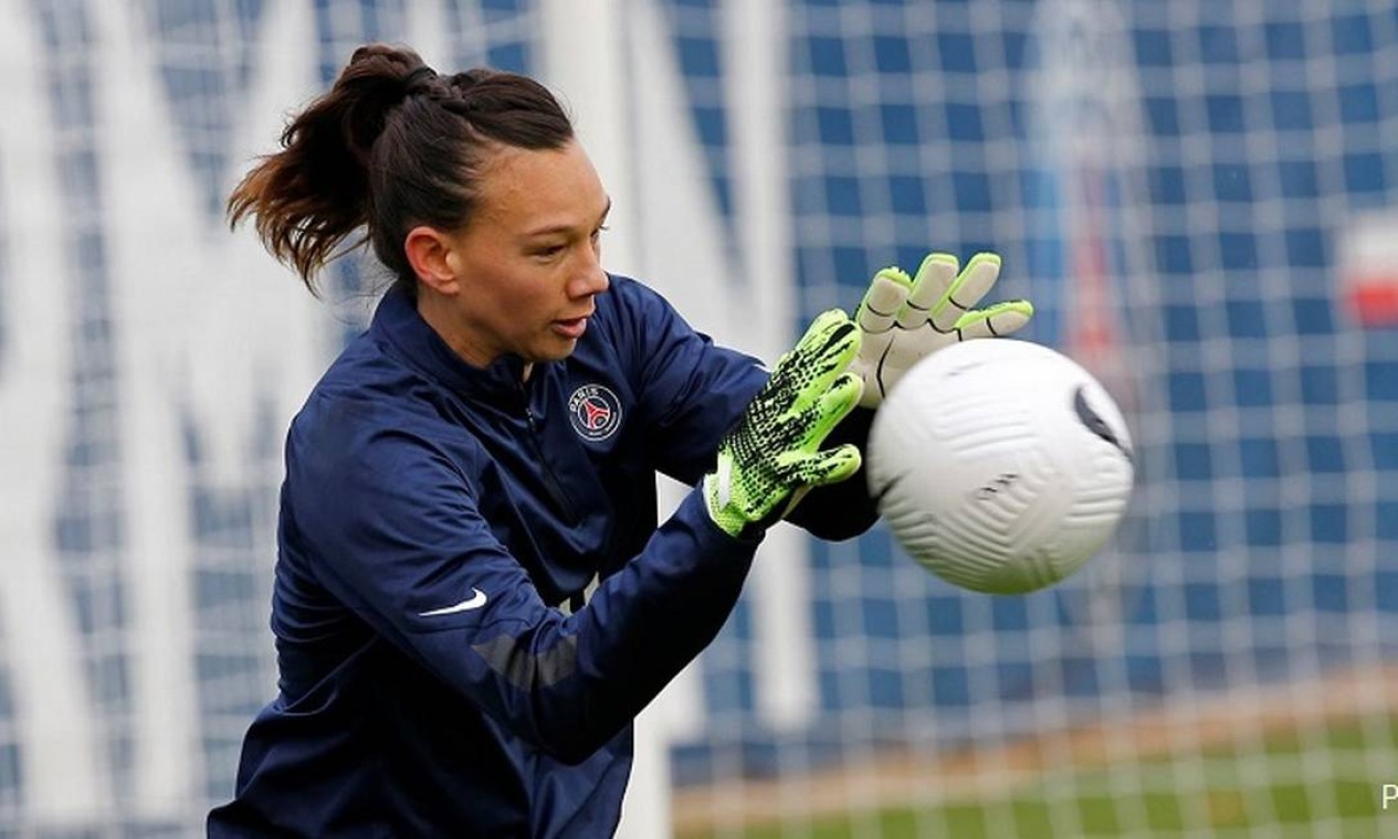 Tiane Endler: ídolo no país, goleira chilena é uma das peças ...
