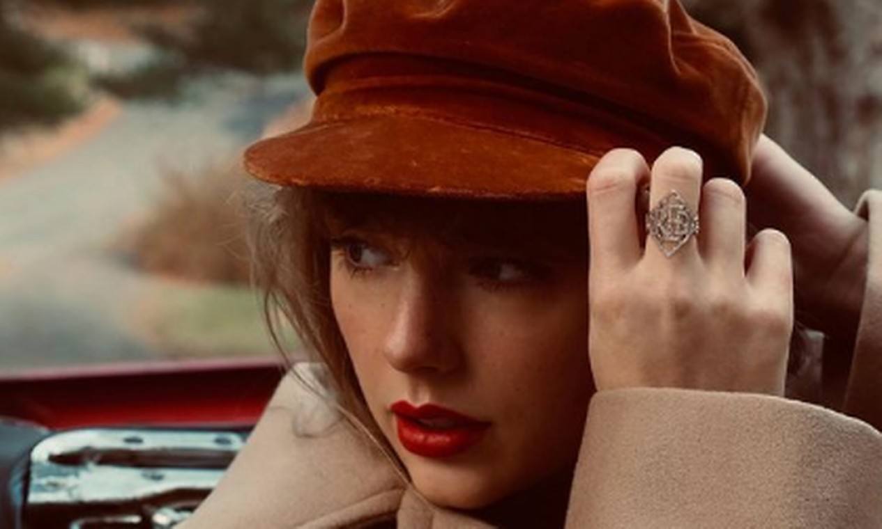 Taylor Swift lança versão regravada do álbum 'Red' com 30 faixas ...