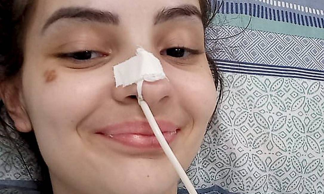 Morre a atriz Mabel Calzolari, de 21 anos, após enfrentar doença rara ...