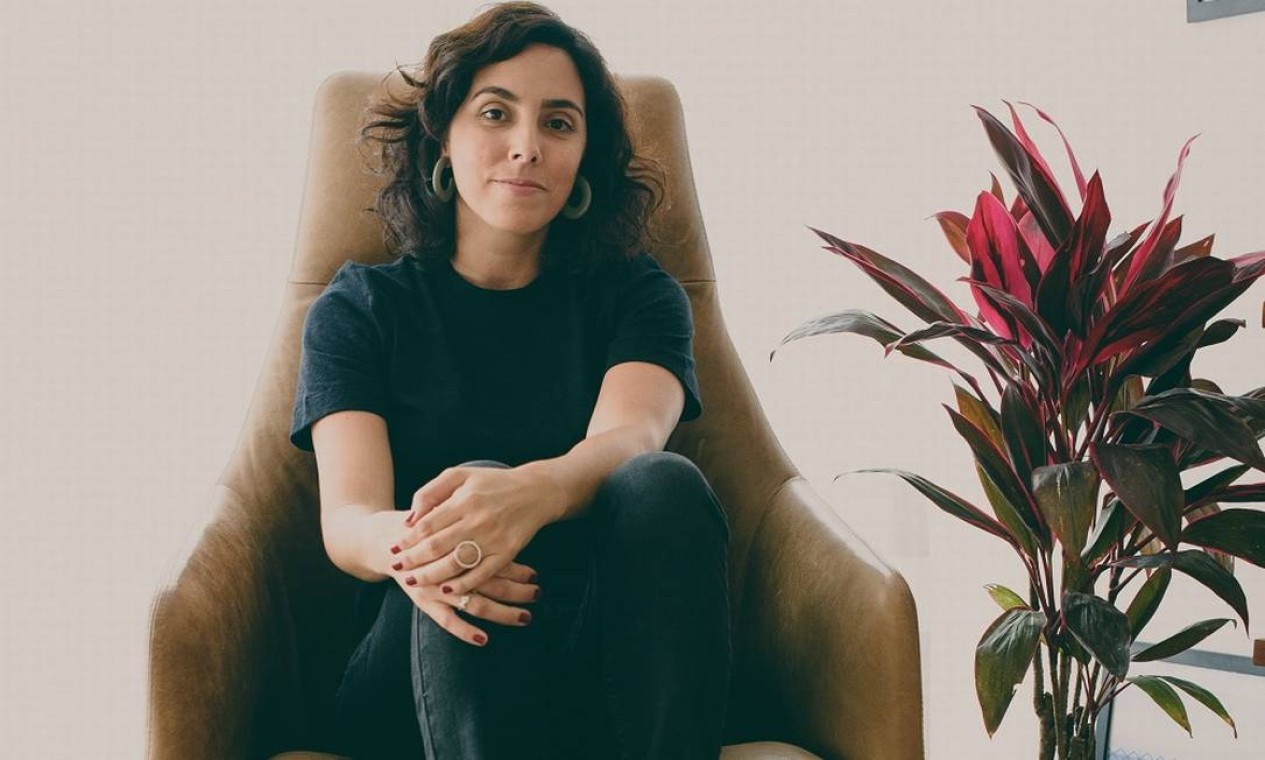 Julia Rezende discute o desejo sob a ótica feminina em filme cheio de ...