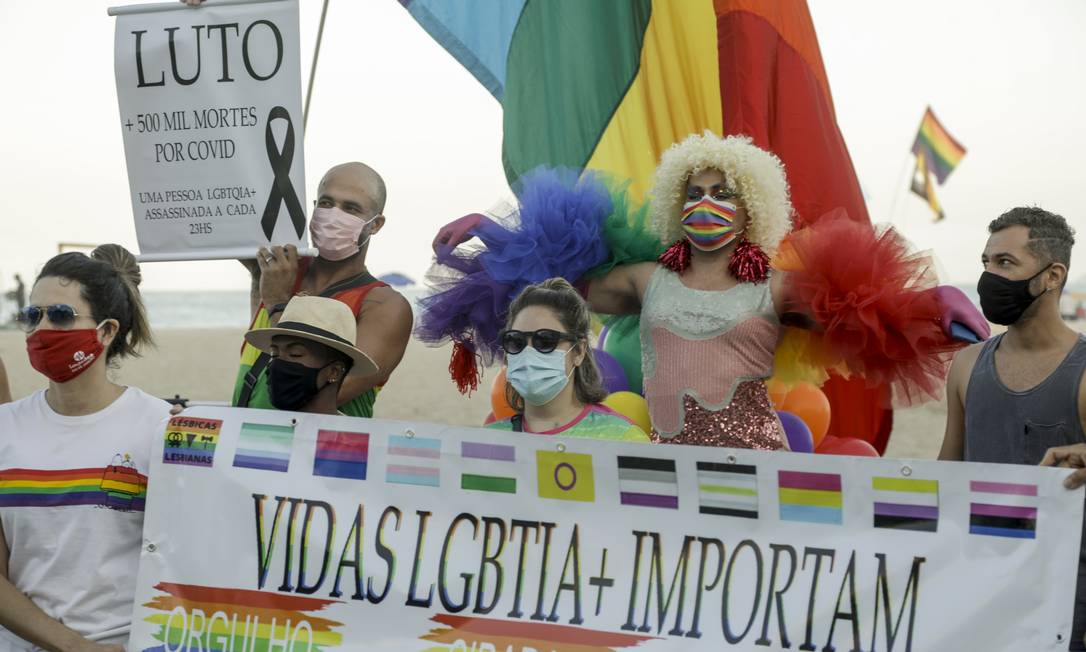 Assassinatos e lesões corporais de LGBTQIAP+ crescem em 2020, aponta ...