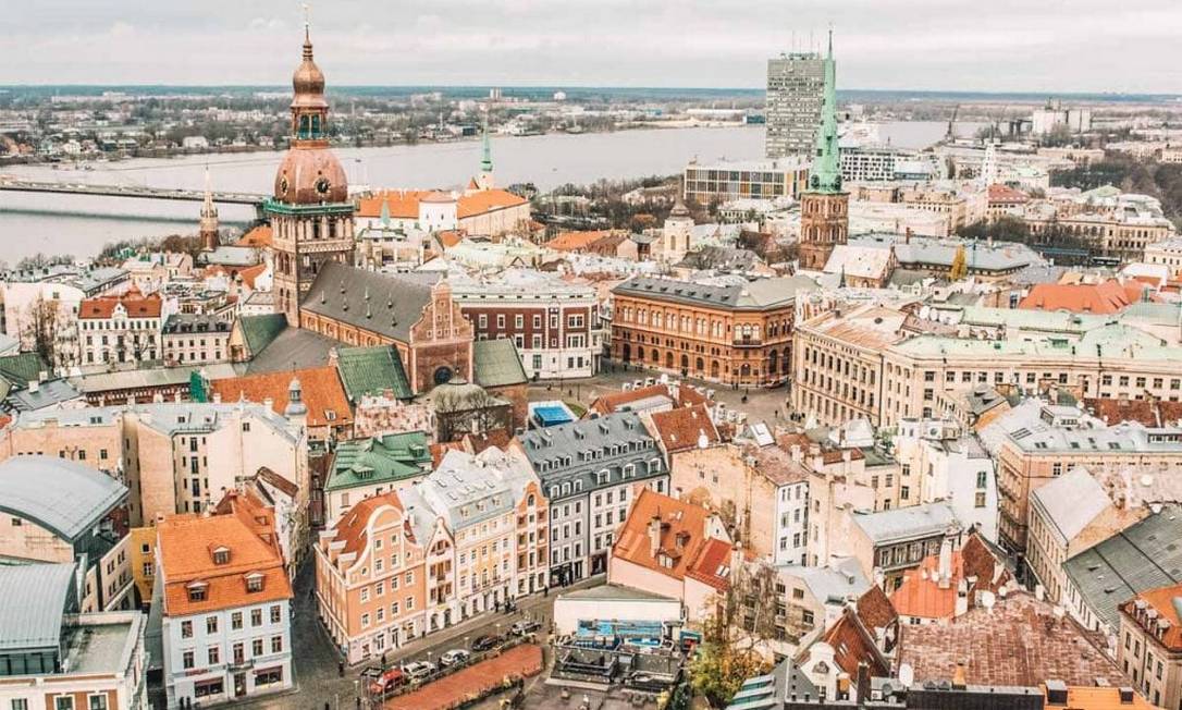 Letônia tem praia? Com inverno de -20 graus, saiba mais sobre o país ...