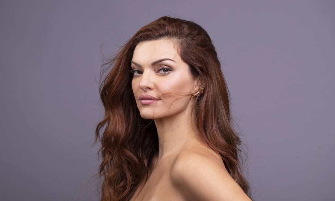 Mayana Neiva fala sobre fotos de biquíni: 'Se alguém criticar, é porque tem visão estreita ...