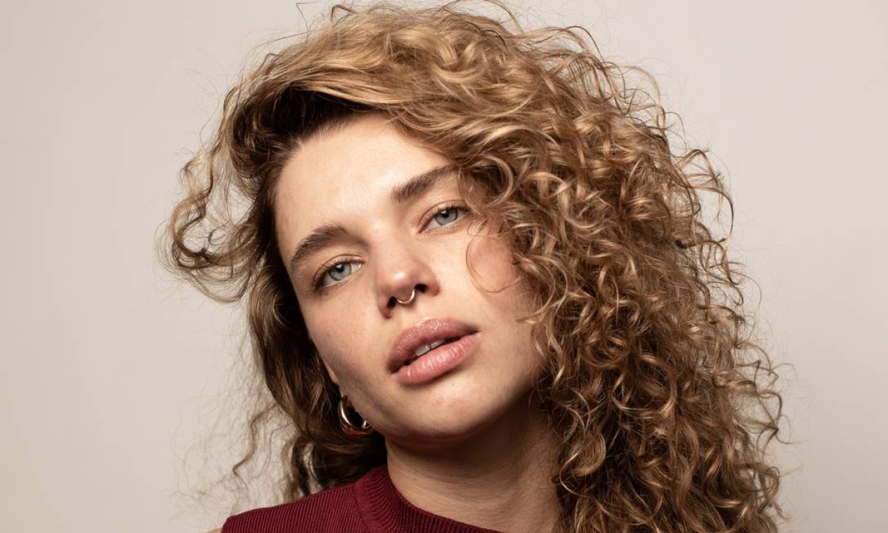 Em entrevista por drone, Bruna Linzmeyer fala de 'Pantanal' e da ...