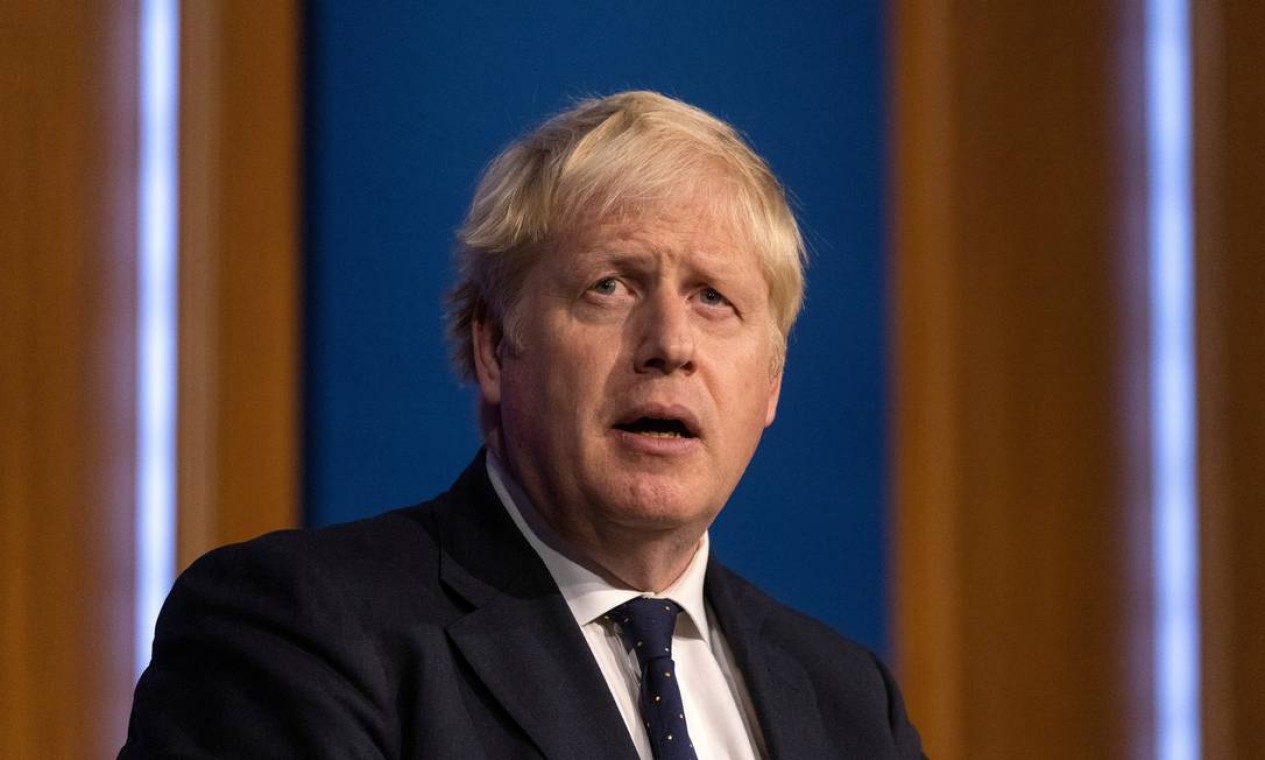 Em reformulação do governo, premier britânico nomeia mulher chanceler e ...