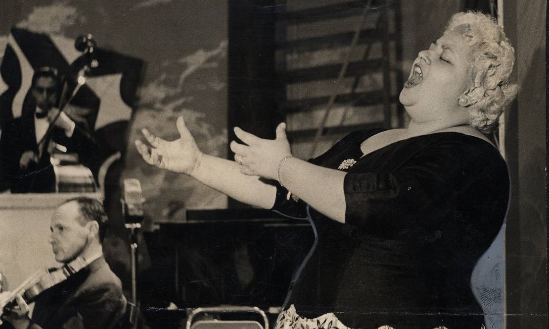 Barrados no baile ganham espaço em novos livros sobre a história da MPB ...