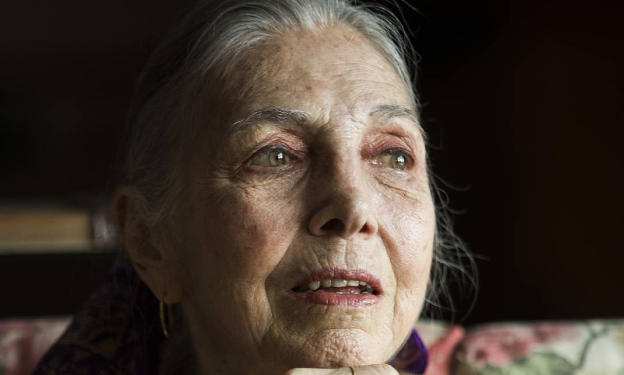 Marina Colasanti conta em livro a história de sua tia-avó, a contralto ...