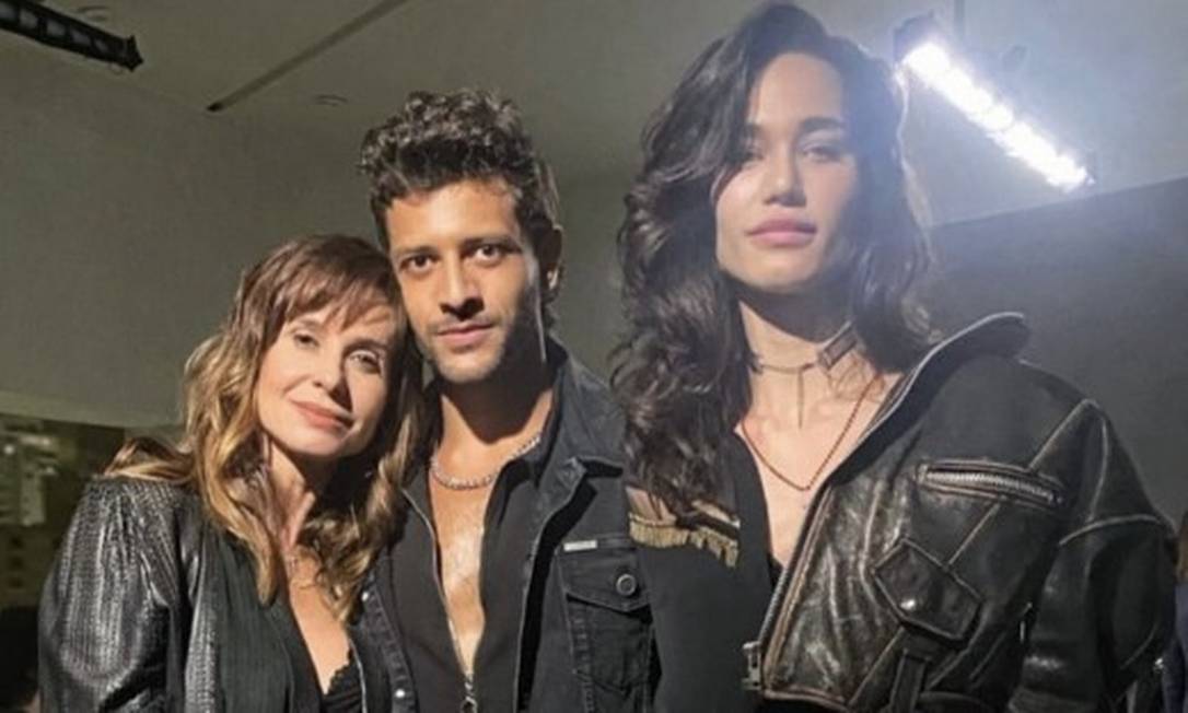 No elenco de 'Verdades Secretas' 2, Paula Burlamaqui fala sobre romance ...