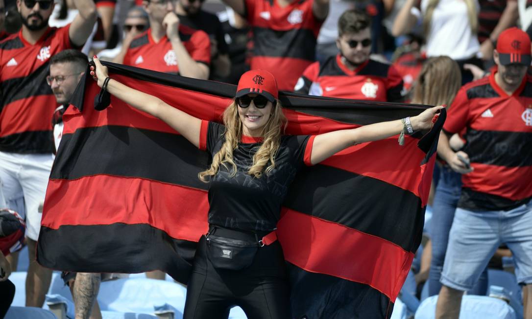 Nas redes sociais, fãs elogiam show de Anitta antes da final da ...