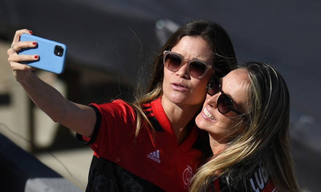 Nas redes sociais, fãs elogiam show de Anitta antes da final da ...