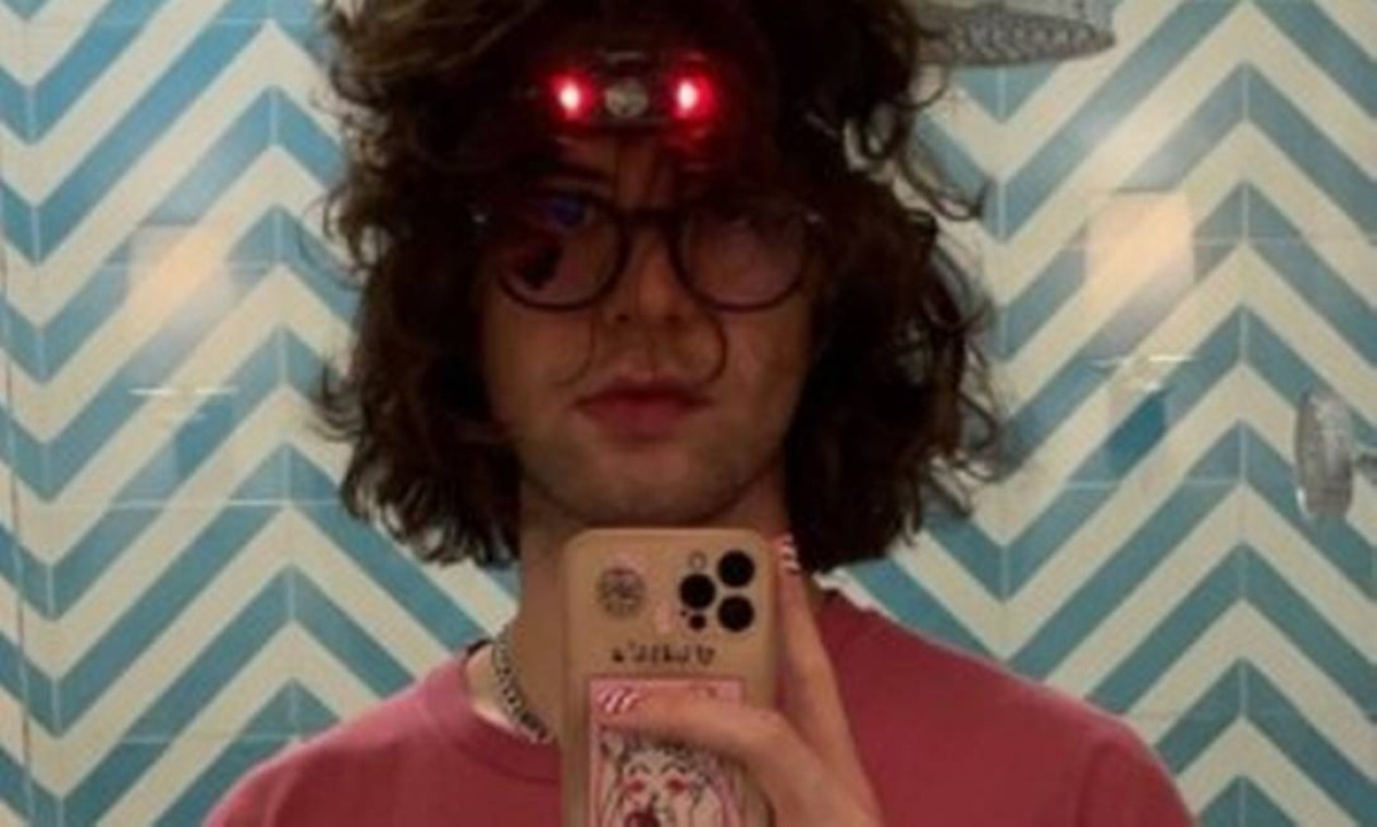 Lucas Jagger aparece em clique divertido e estiloso no Instagram de ...