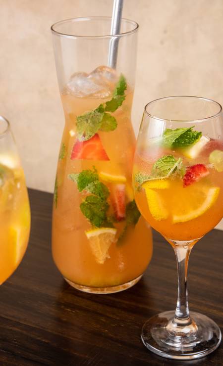 Mate da praia com vodca e drinques para compartilhar: bares e ...