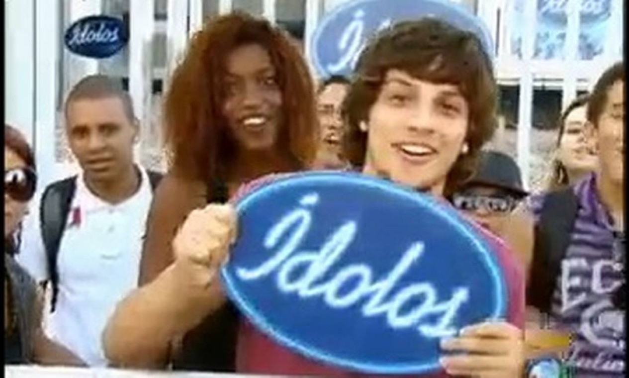 Veja momentos da carreira e da vida de Chay Suede - Jornal O Globo