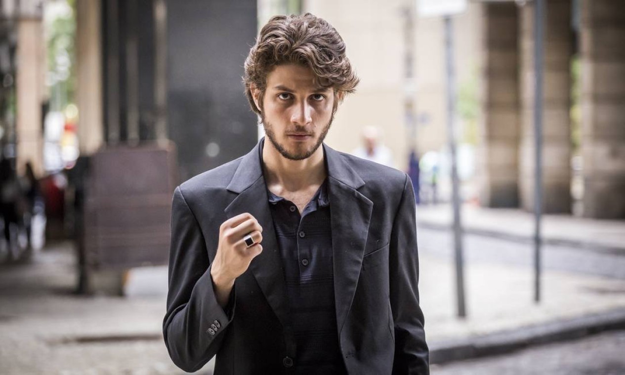 Veja momentos da carreira e da vida de Chay Suede - Jornal O Globo