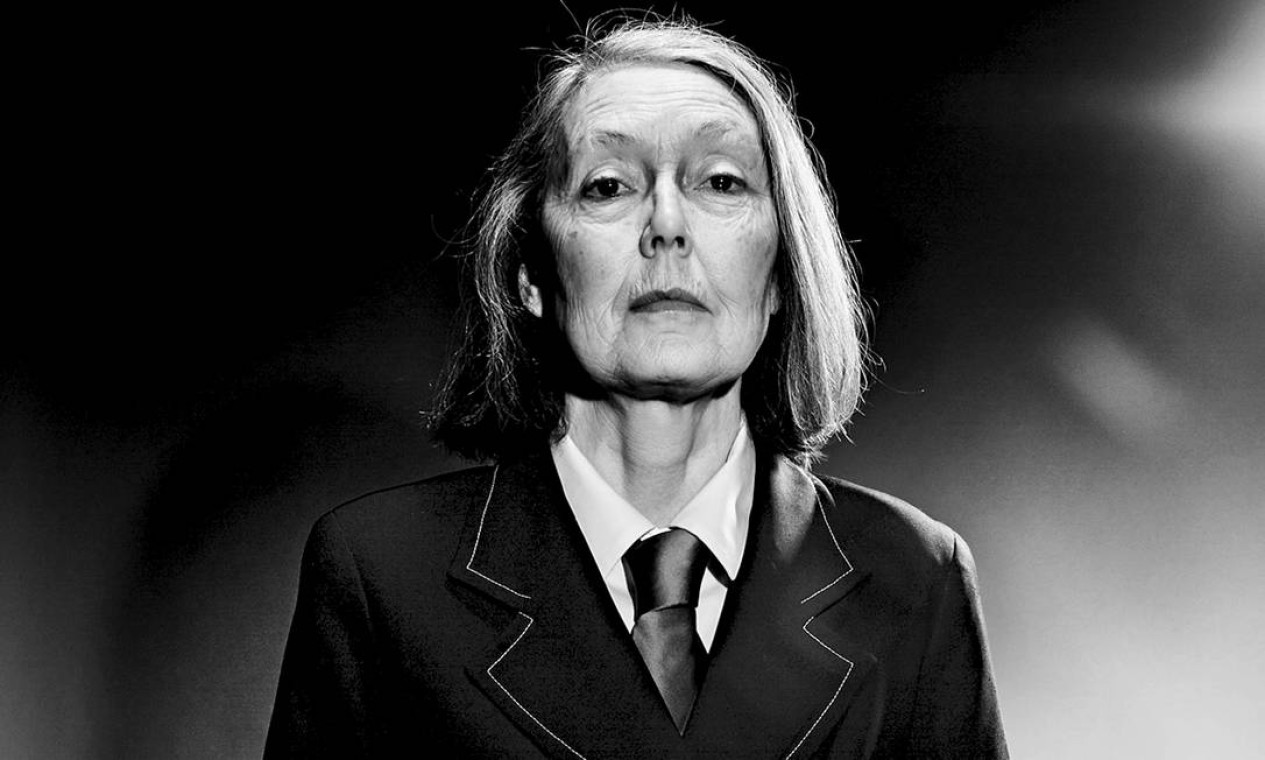 Resenha: Na Literatura de Anne Carson, um ato contínuo de tolerância ...