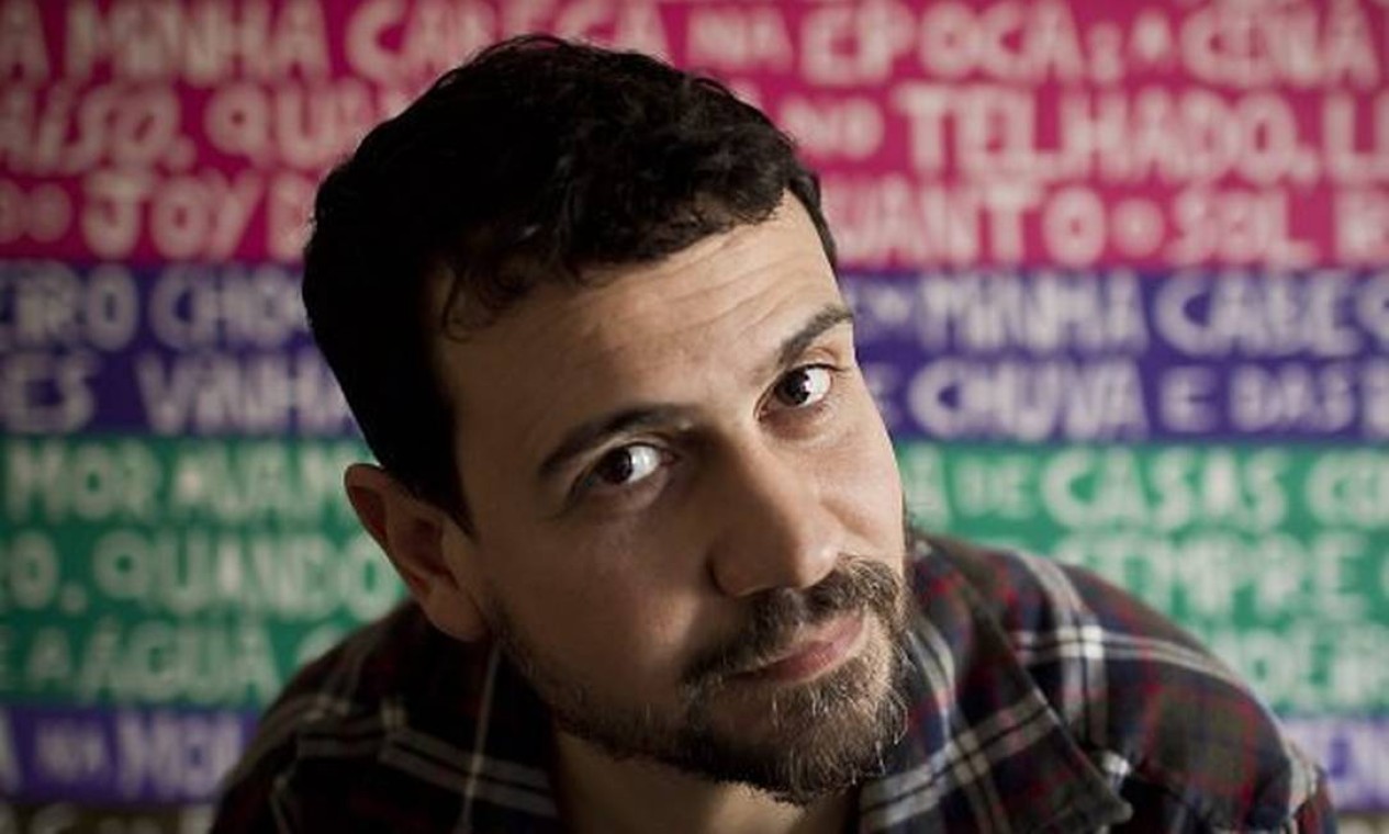 Marcus Vinícius Faustini mostrará 'passinho do menor' para Pierre Lévy ...