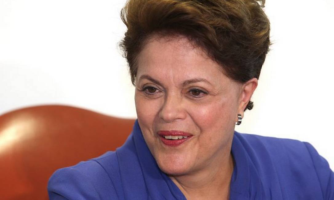 Dilma diz que tem orgulho de ser primeira mulher a abrir assembleia da ...