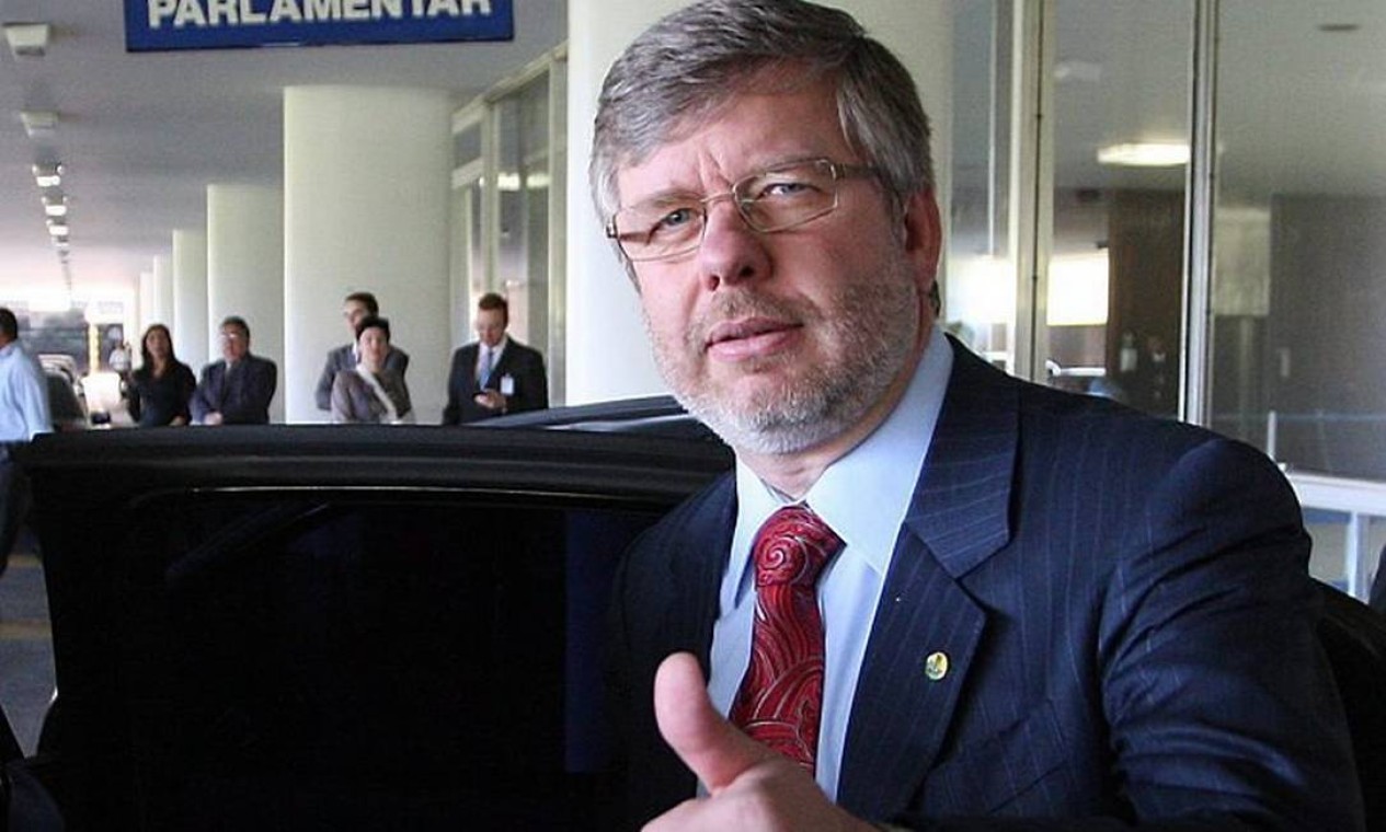 Marco Maia diz que Câmara não votará temas polêmicos em agosto - Jornal ...